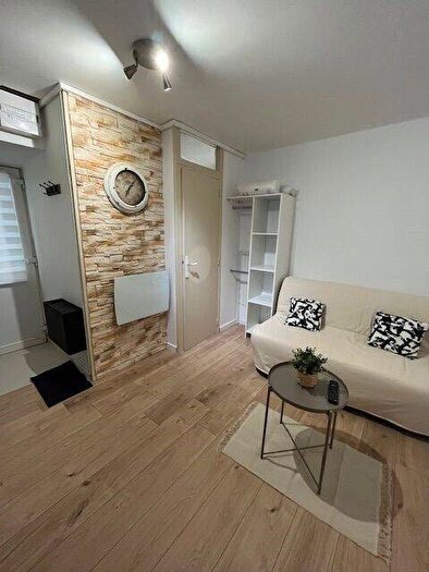 Briffaut Rousset-Laprat Maninet-Fontlozier La Palla, Valence : Appartement 1 pièce à louer