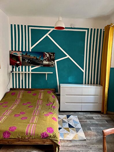 Appartement à louer - Toulon, Saint-Roch - 1 pièce