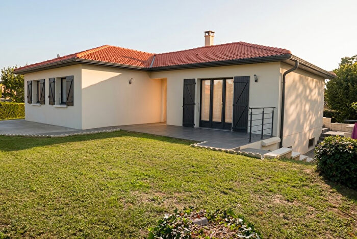 Communay : Maison 6 pièces à vendre