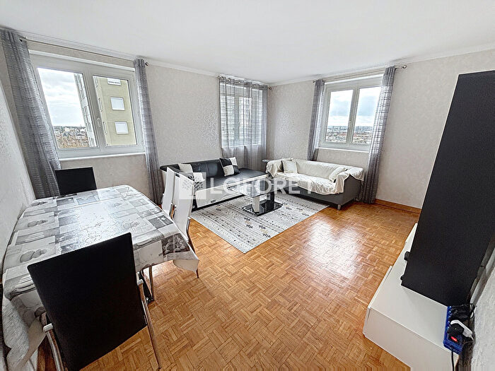 Appartement à vendre - Chevilly-Larue, Sorbiers, Saussaye - 3 pièces - 2 chambres