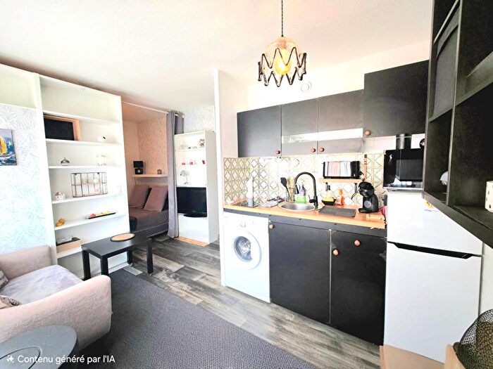 Appartement 2 pièces à vendre - Le Lavandou, Centre-ville, Plage du Lavandou, Pointe Pilon
