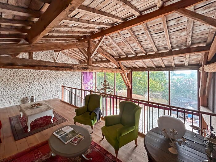 Maison à vendre - Moulis-en-Médoc - 8 pièces - 5 chambres