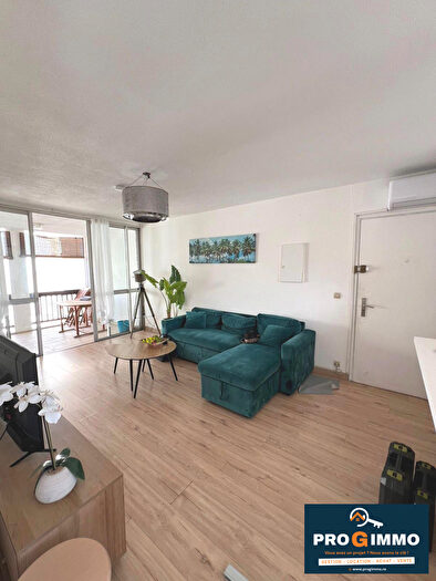 Appartement à vendre - Saint-Paul, Centre-ville, Etang - 3 pièces - 2 chambres