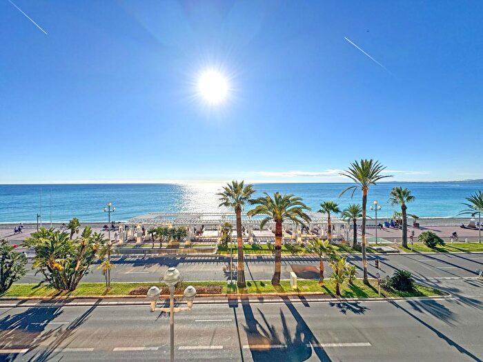 Appartement à vendre - Nice, Carré dor - 1 pièce