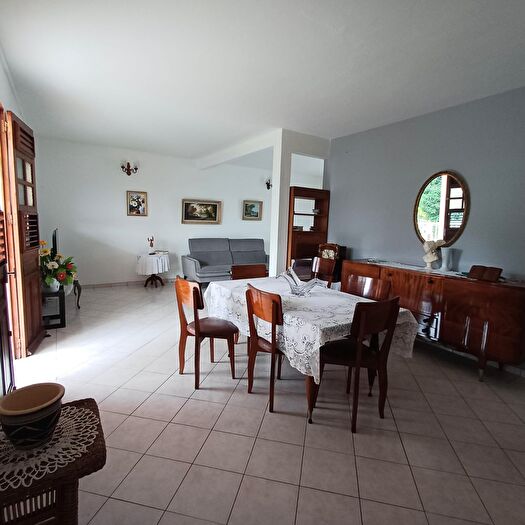 Maison à vendre - Fort-de-France - 7 pièces - 5 chambres