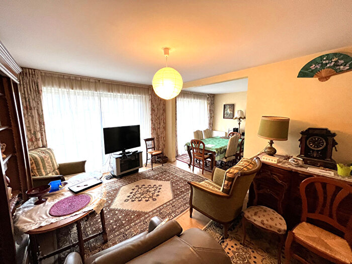 Appartement à vendre - Moulins, Gare, Champins - 3 pièces - 2 chambres