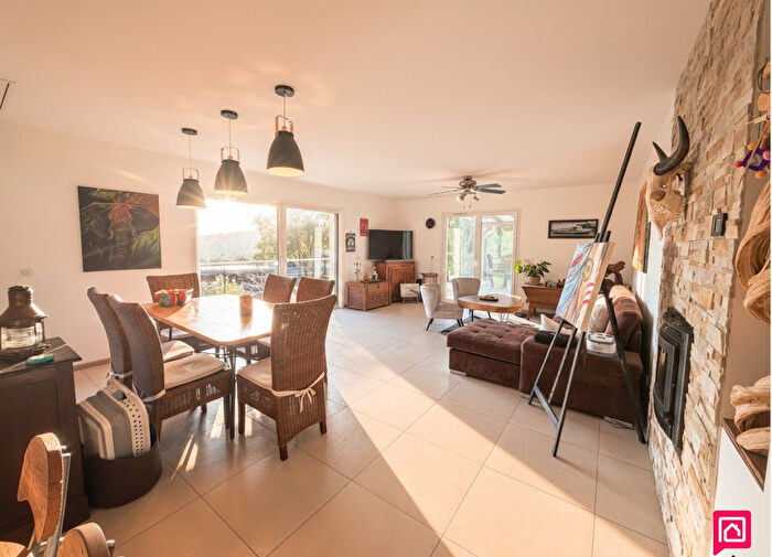 Maison à vendre - Zonza - 6 pièces - 4 chambres