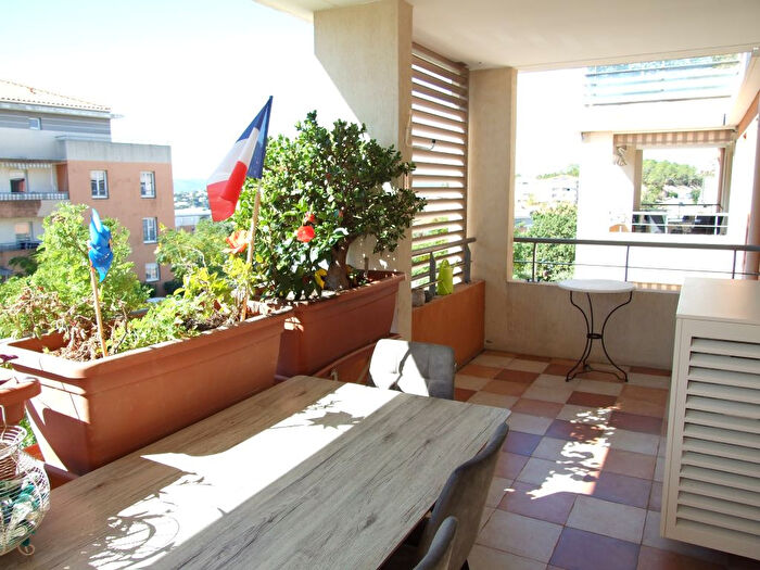 Appartement à vendre - Saint-Raphaël - 3 pièces - 2 chambres