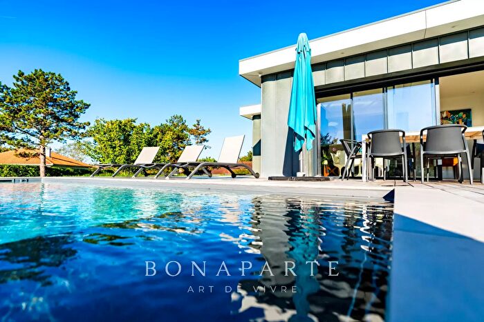 Maison à vendre - Poitiers - 8 pièces - 5 chambres