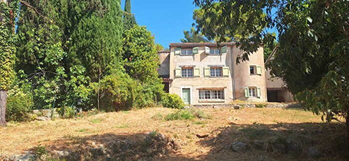 Tourrettes - Maison 8 pièces à vendre