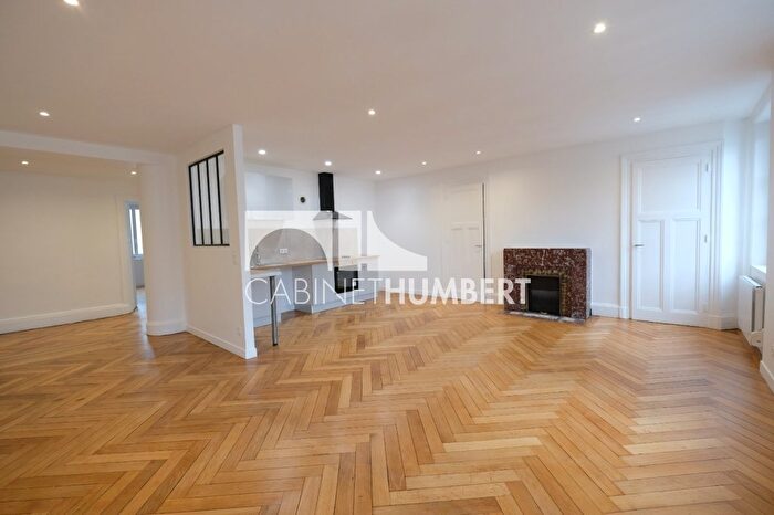 Appartement à louer - Saint-Étienne, Centre-ville, Peuple, Chavanelle - 4 pièces - 3 chambres