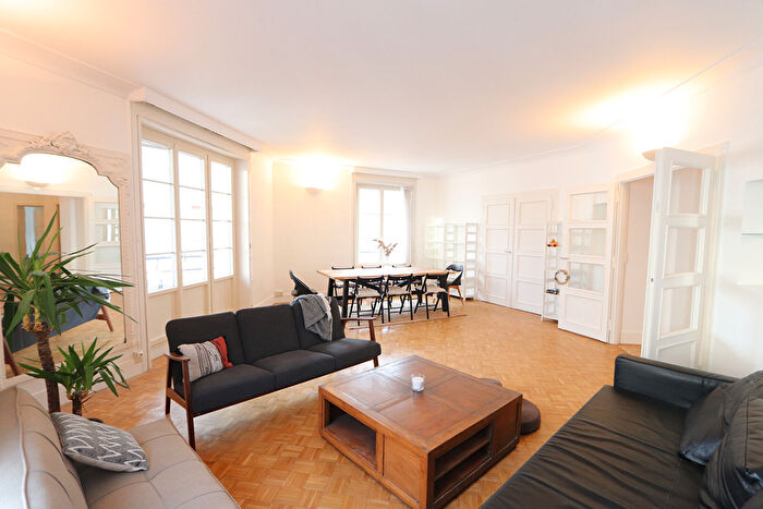 Appartement 1 pièce à Orléans, Bannier, République, à louer