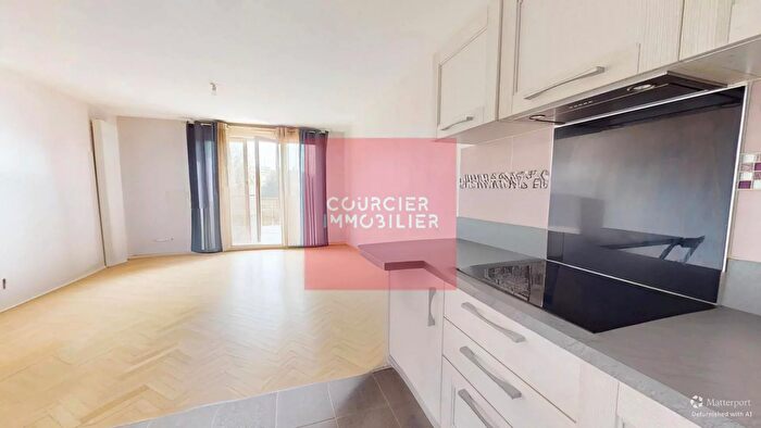 Appartement à vendre - Le Mesnil-Saint-Denis - 3 pièces - 2 chambres