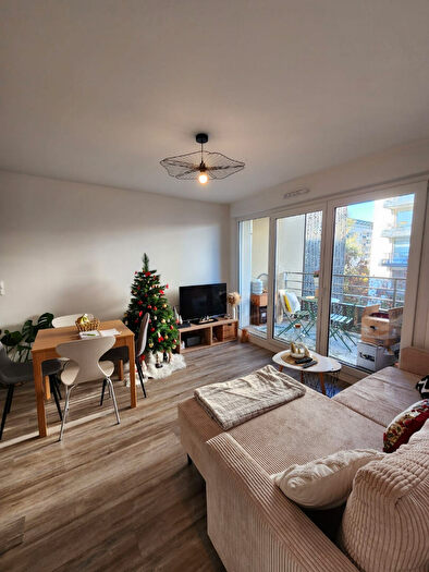 Appartement à louer - Reims, Courlancy, Porte de Paris, Bois dAmour - 2 pièces - 1 chambre