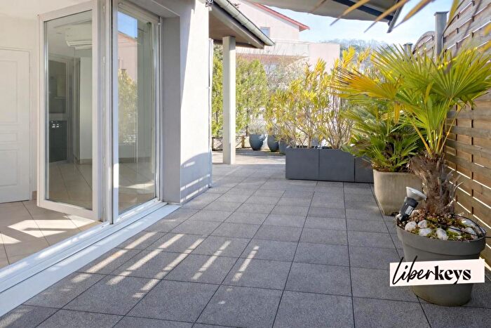 Appartement à vendre - Lyon e , Ménival, Battières, La Plaine - 2 pièces - 1 chambre