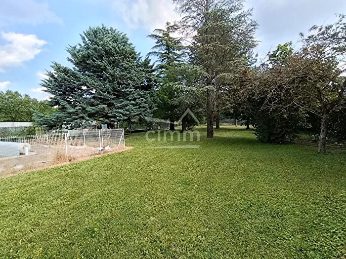 Maison à vendre - Laragne-Montéglin - 10 pièces - 6 chambres