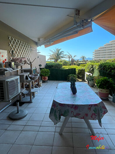 Appartement à vendre - Canet-en-Roussillon - 2 pièces - 1 chambre