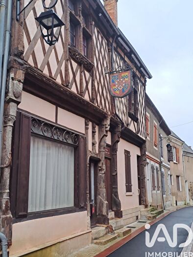 Maison à vendre - Aubigny-sur-Nère - 5 pièces - 2 chambres