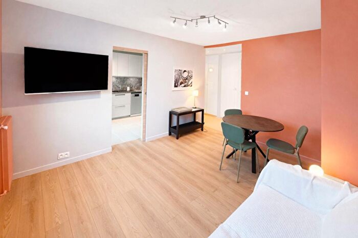 Appartement à vendre - Cannes, Carnot - 1 pièce