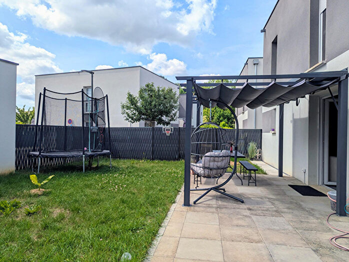 Maison à louer - Crimolois - 4 pièces - 3 chambres