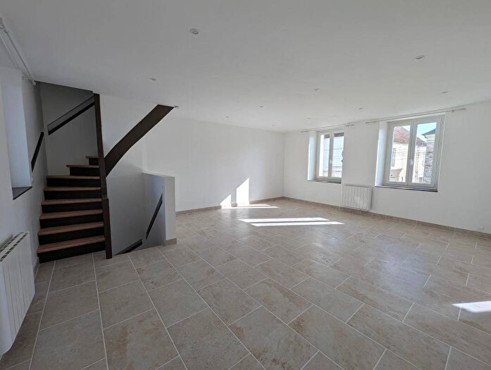 Appartement 3 pièces à louer - Beton-Bazoches