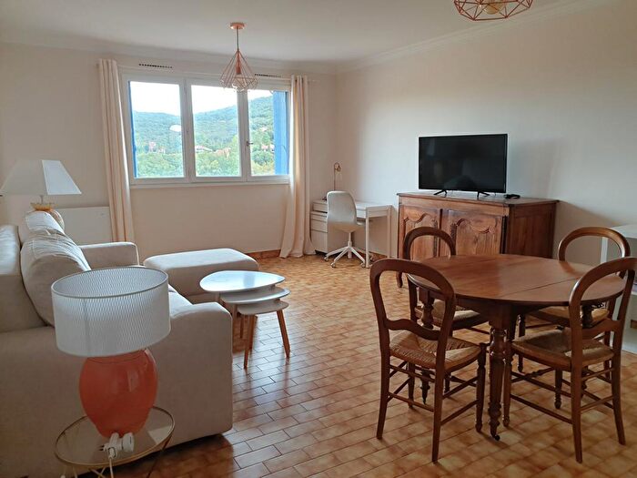 Amélie-les-Bains-Palalda : Appartement 2 pièces à vendre