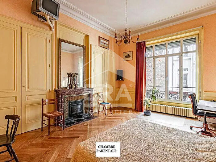 Appartement à vendre - Lyon e , Tête dOr, Vitton - 5 pièces - 4 chambres