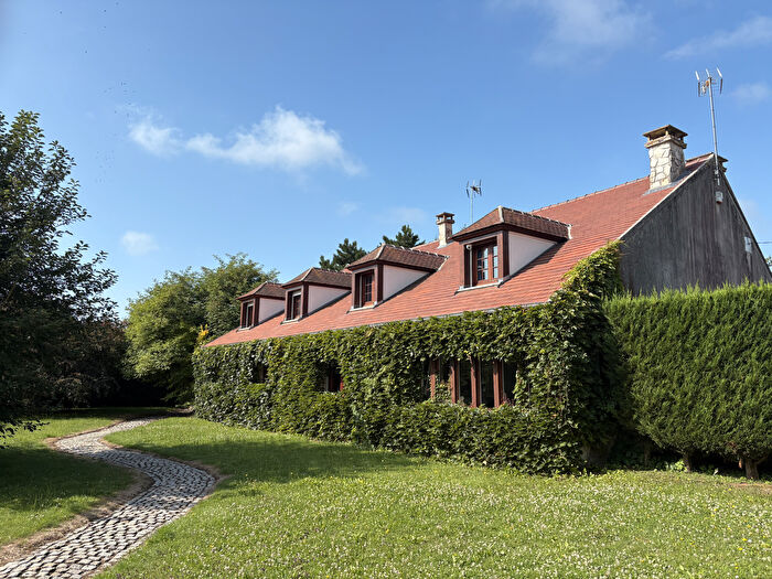 Maison à vendre - Nanteuil-le-Haudouin - 8 pièces - 5 chambres