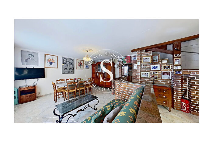 Bagnolet, Les Coutures : Maison 5 pièces à vendre