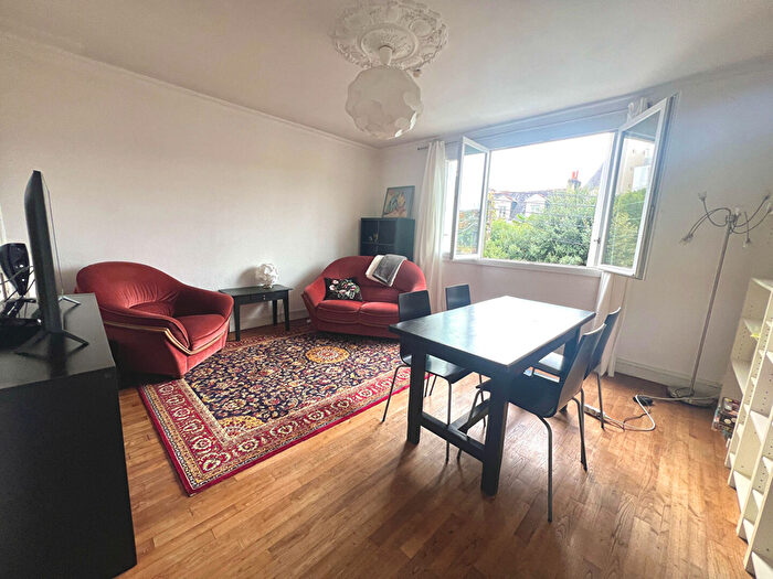 Appartement 3 pièces à louer - Quartiers Centre, Thabor, Oberthür
