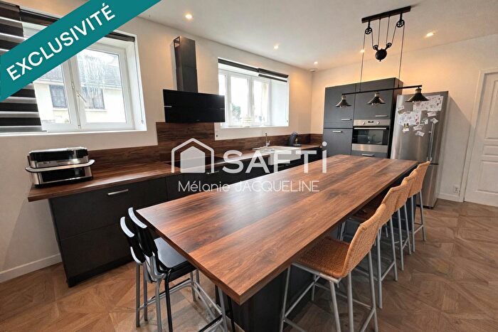 Maison à vendre - Lion-sur-Mer - 9 pièces - 6 chambres