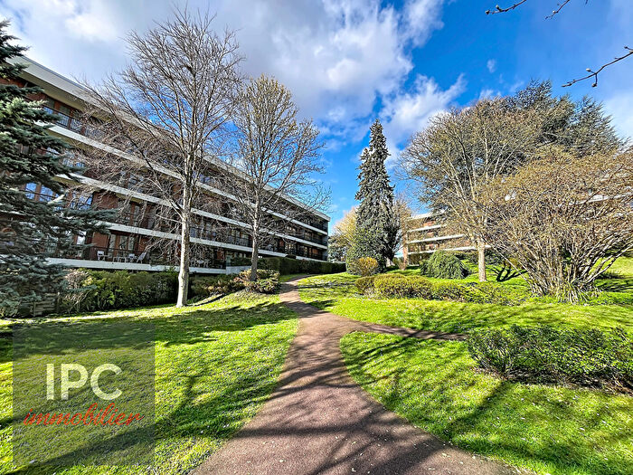 Appartement à vendre - Montmorency, Bas Montmorency - 4 pièces - 2 chambres