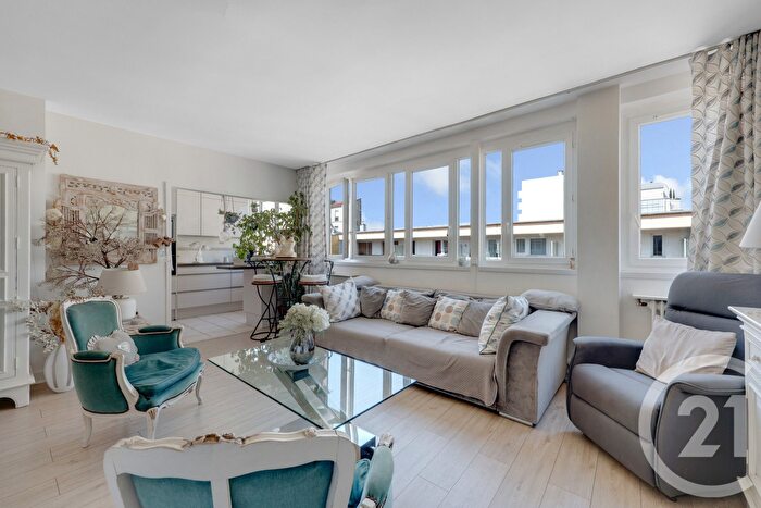 Appartement 2 pièces à vendre - Montrouge, Le vieux Montrouge