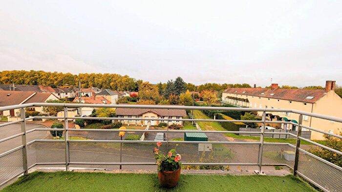 Appartement à louer - Ouest, Fourchambault - 3 pièces - 2 chambres