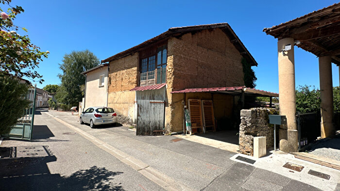 Maison à vendre - Hostun - 8 pièces - 6 chambres