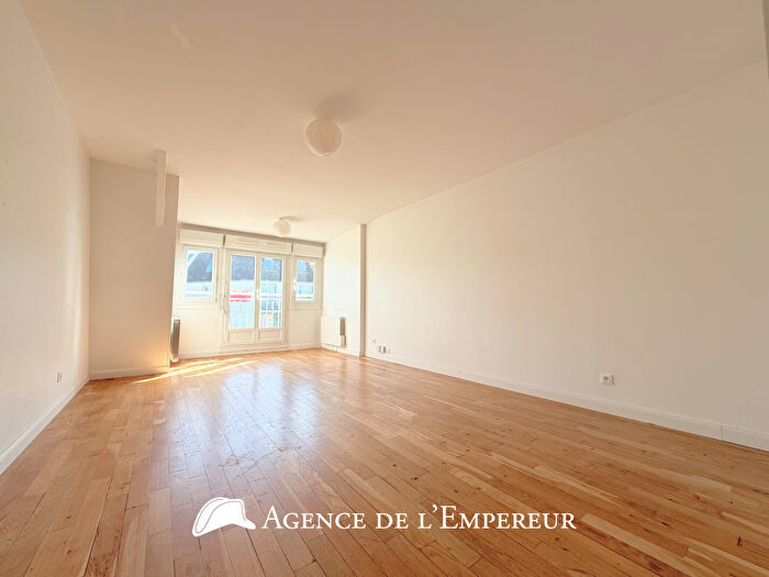 Rueil-Malmaison, Coeur de Ville - Appartement 3 pièces à vendre