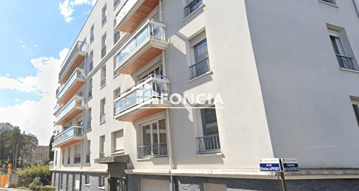 Appartement 2 pièces à vendre à Châtenay-Malabry, Justice