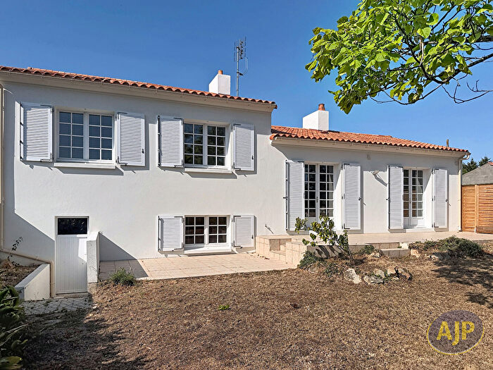 Maison 6 pièces à Vairé, à vendre