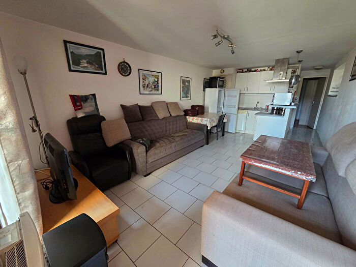 Appartement 2 pièces à La Ville-du-Bois, à louer
