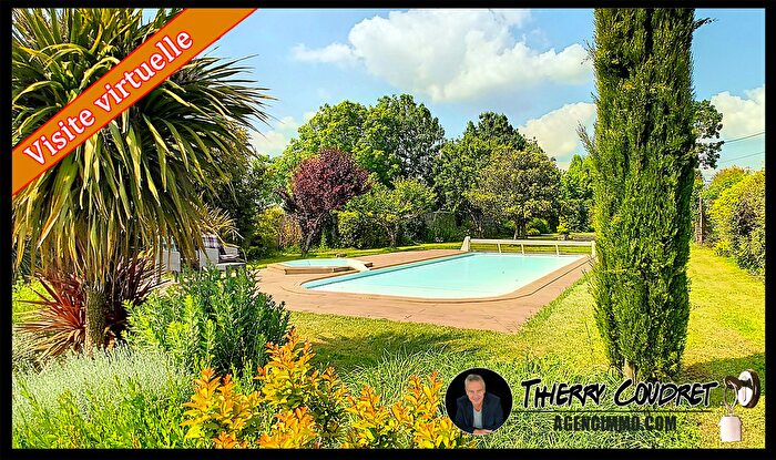 Maison à vendre - Semussac - 9 pièces - 6 chambres