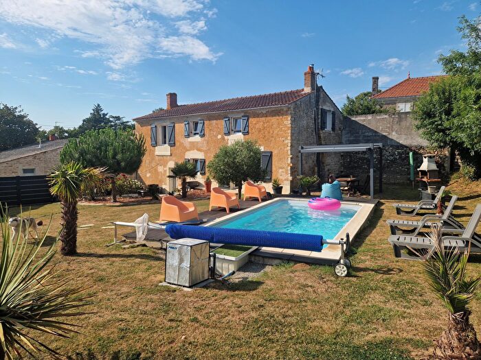Péault : Maison 5 pièces à vendre