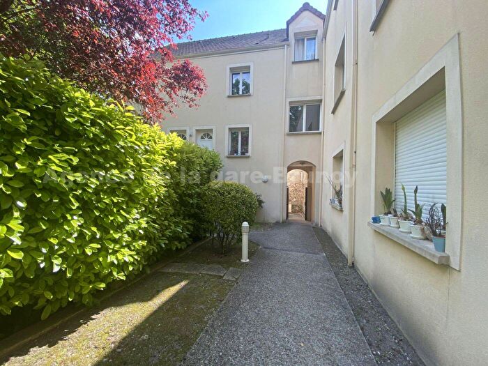 Appartement 2 pièces à louer - Yerres
