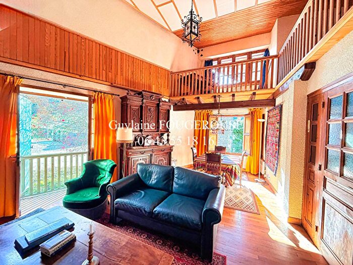 Maison à vendre - Saint-Anthème - 7 pièces - 5 chambres