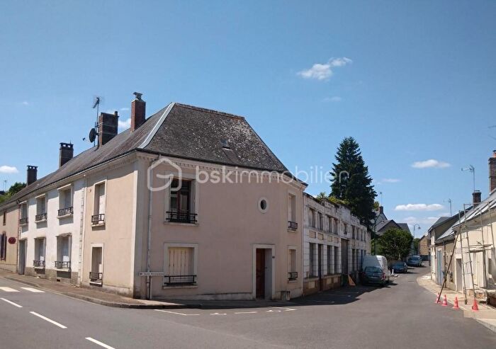 Maison 9 pièces à vendre à Saint-Calais