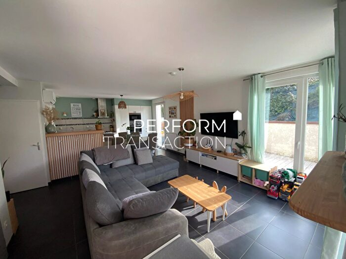Appartement 4 pièces à louer à Saint-Ismier