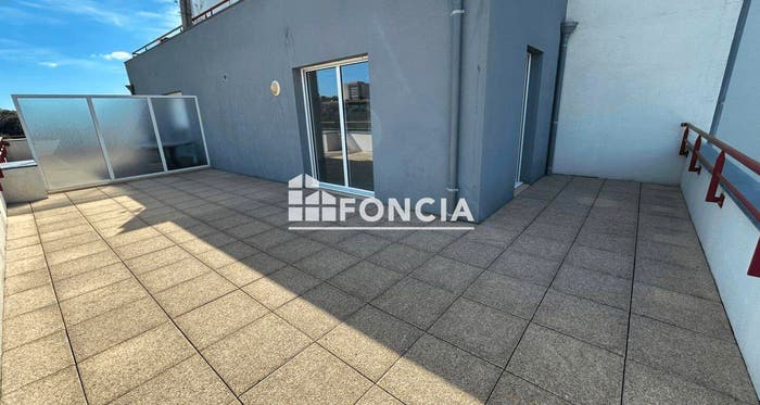 Robretières, La Roche-sur-Yon : Appartement 2 pièces à louer