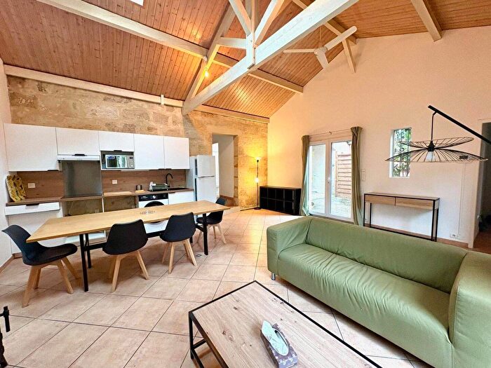 Maison à louer - Caudéran, Bordeaux - 3 pièces - 2 chambres