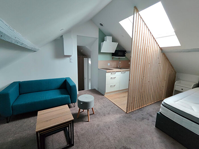 Appartement à louer - Le Creusot, Nord Est - 1 pièce - 1 chambre