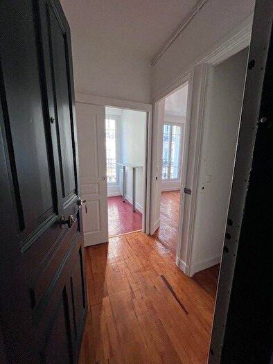 Appartement à louer - Trezel, Levallois-Perret - 1 pièce