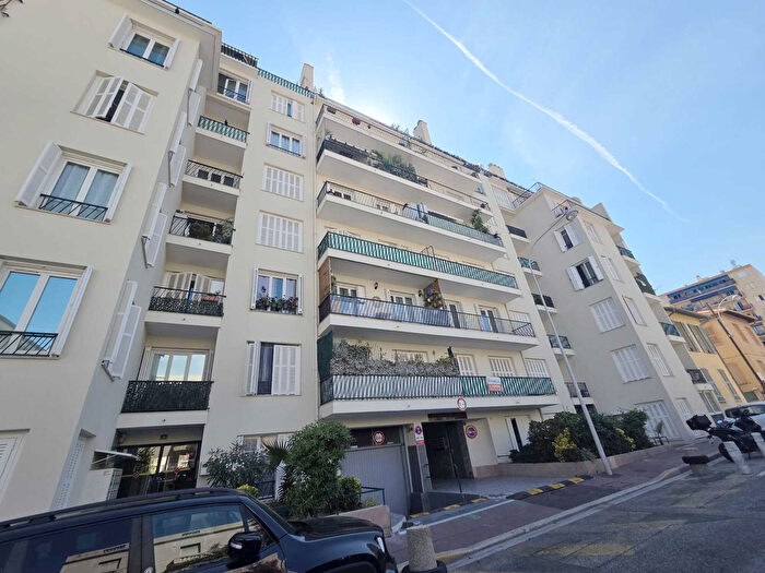 Nice, Arenas : Appartement 3 pièces à vendre